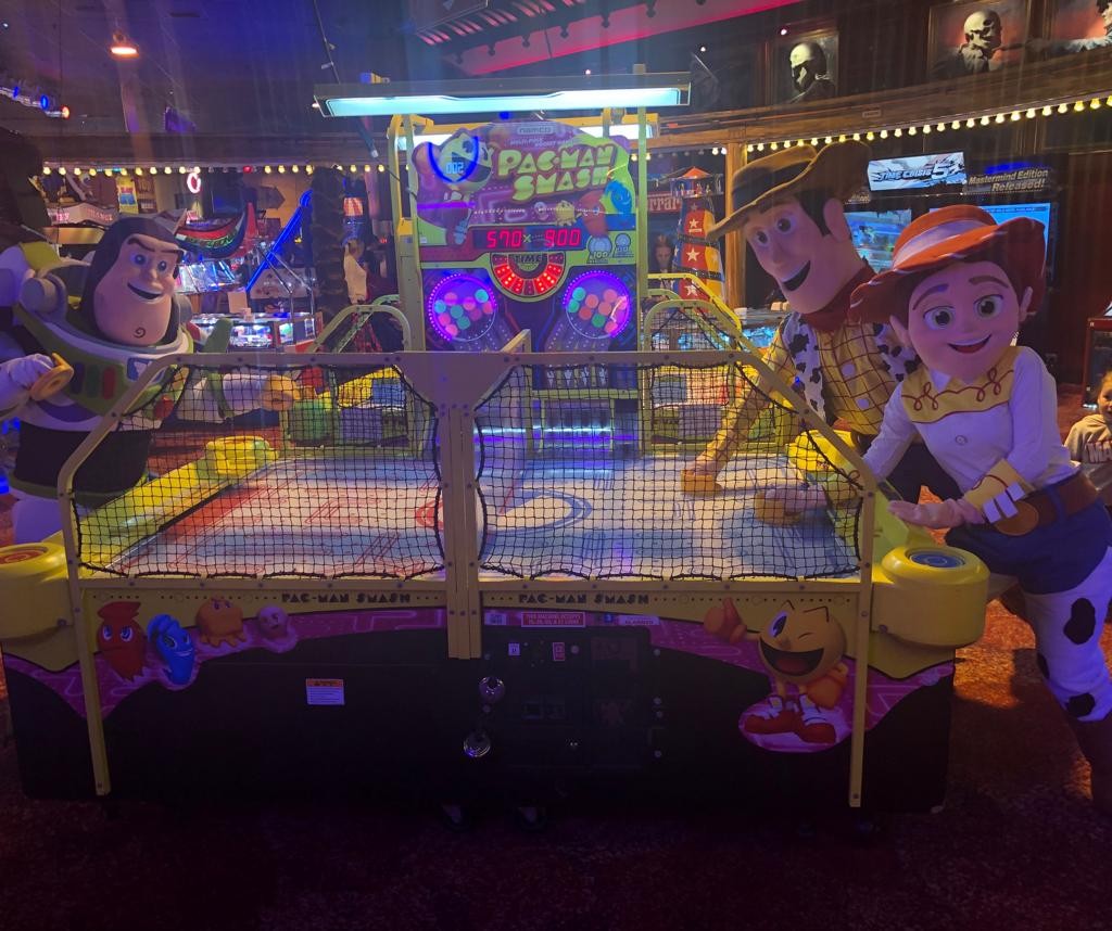 Arcade Games at Coral Island