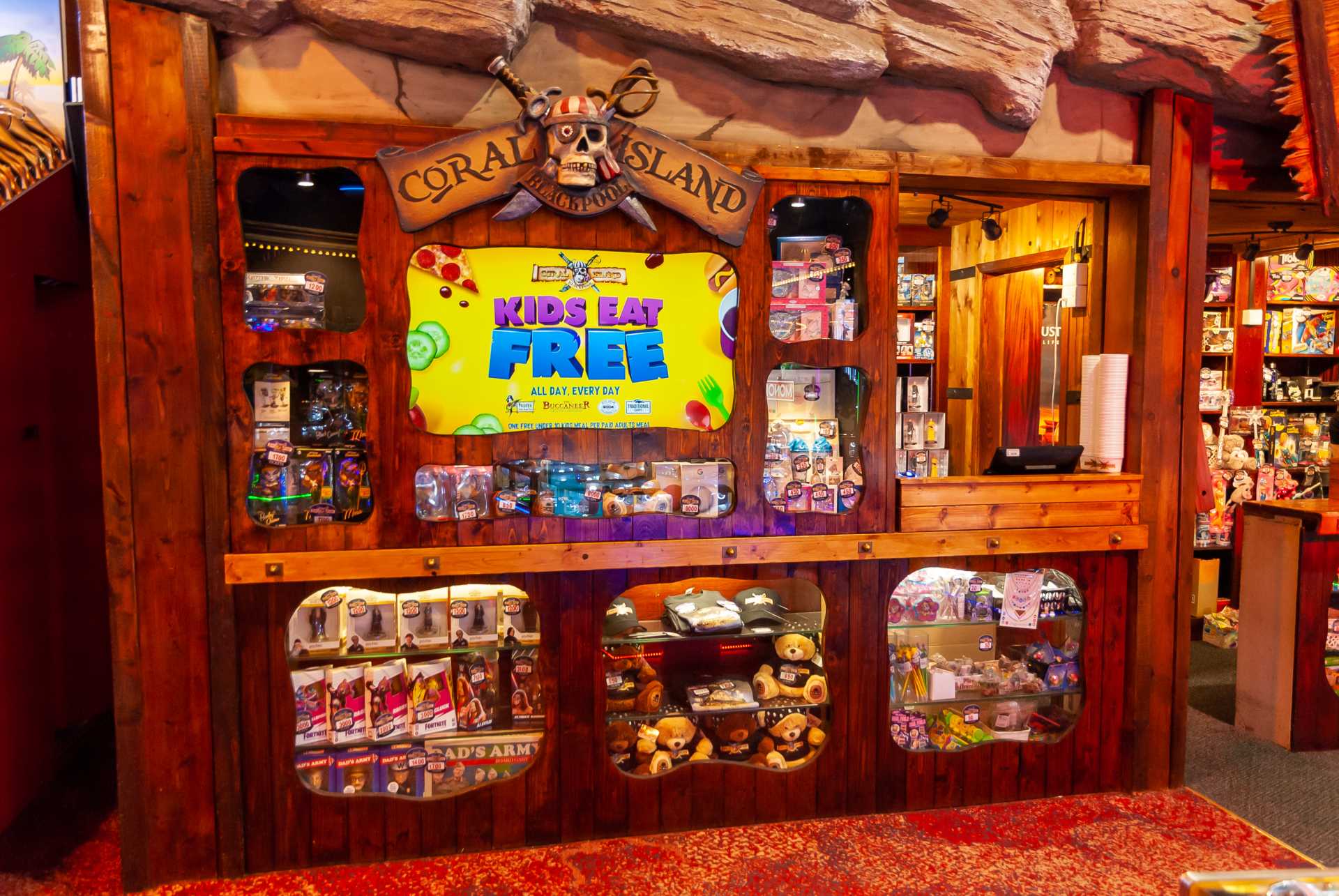 Tickets, Play cards & Prize Shop